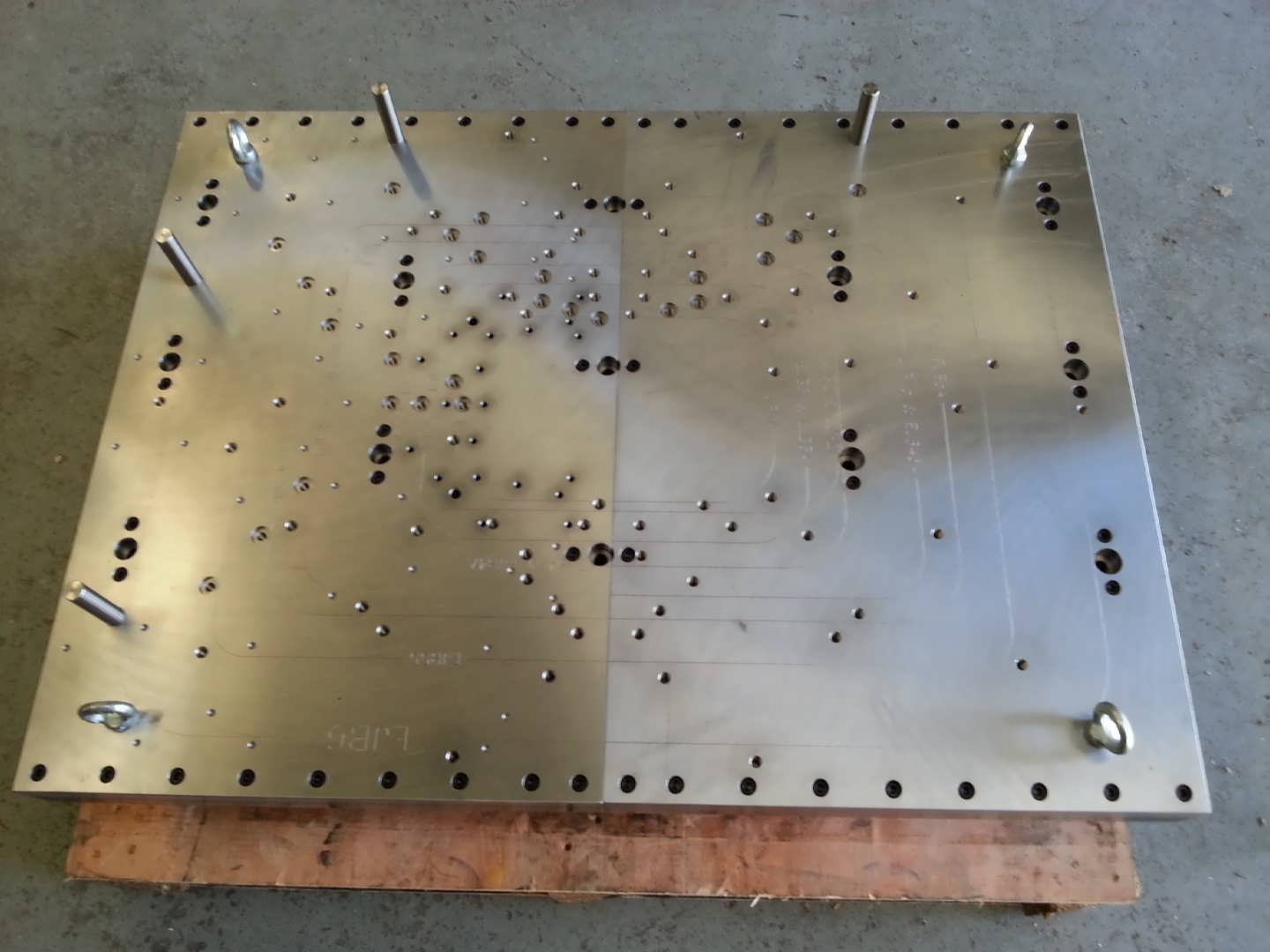 Machining Fixture For Enclosure Lid | Gunna Engineering